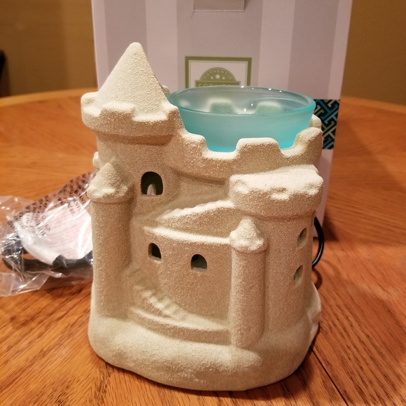 Scentsy | Accents | Scentsy Full Size Warmer Summer Sand Castle | Poshmark